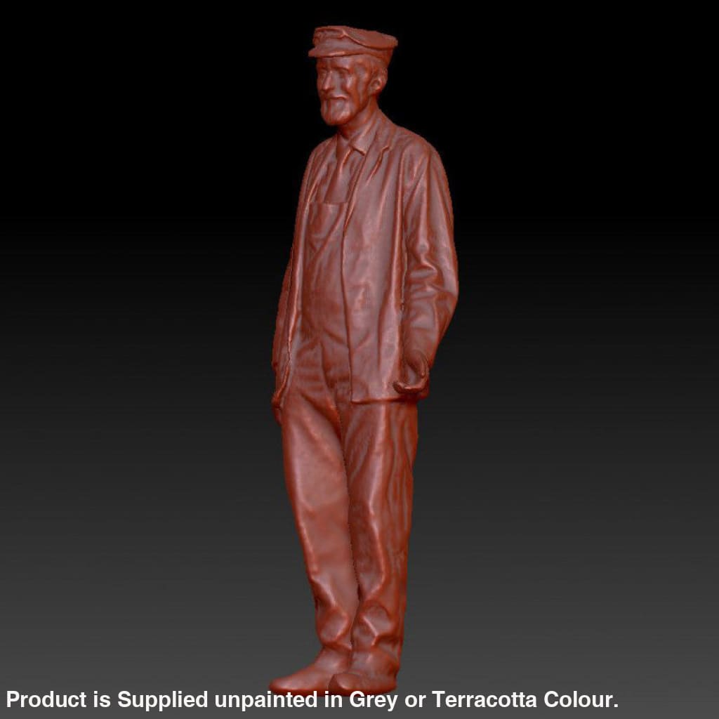 DSP003 Train Mechanic/Driver – Scale Scenery And Figures
